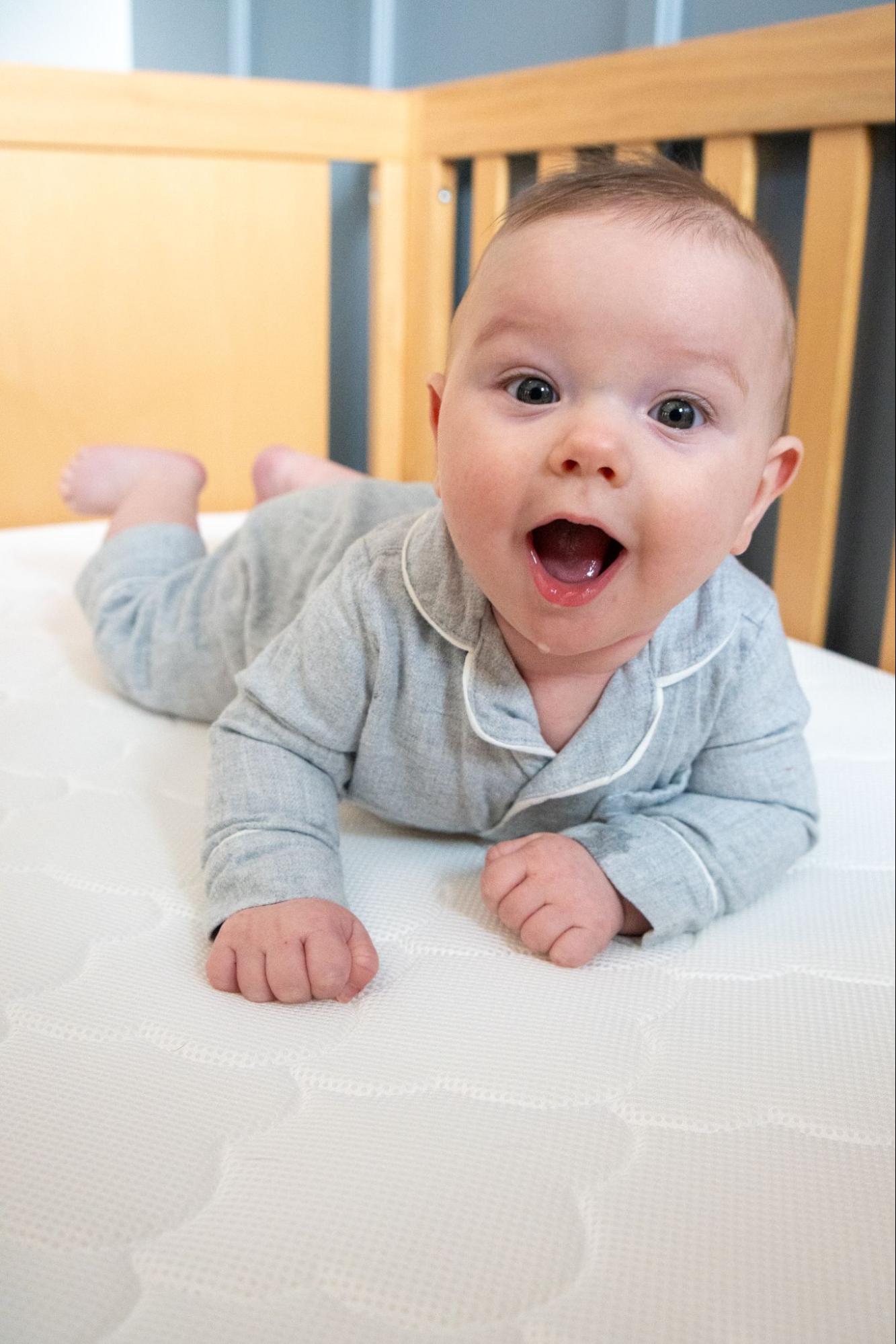 When Do Babies Drop to 2 Naps? | Signs and Tips for Parents